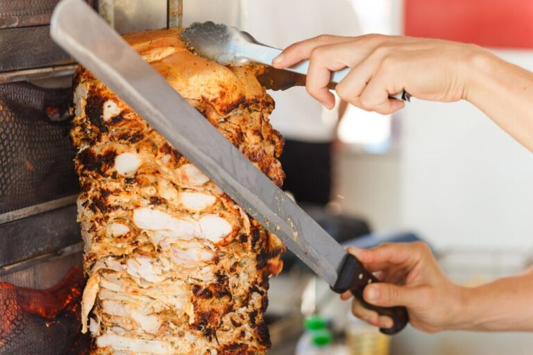 Odkryj sekrety tureckiego kebaba i jego tradycje